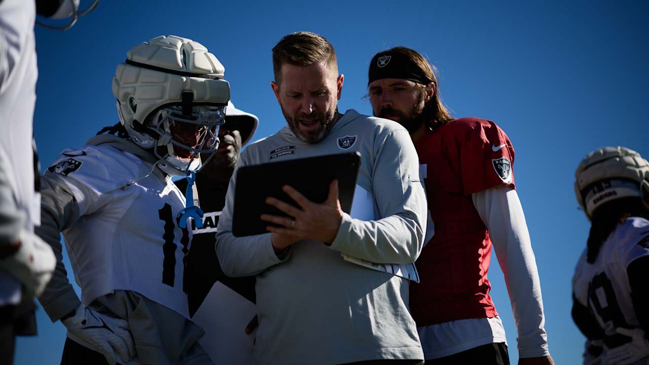 Scott Turner embracing 'a great opportunity' to be Raiders interim ...