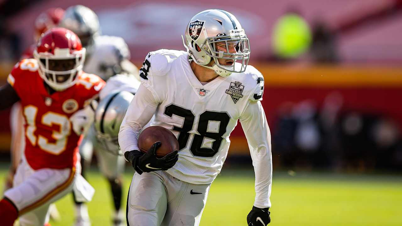 Highlights: Raiders’ all-time highlights on the road against the Chiefs ...