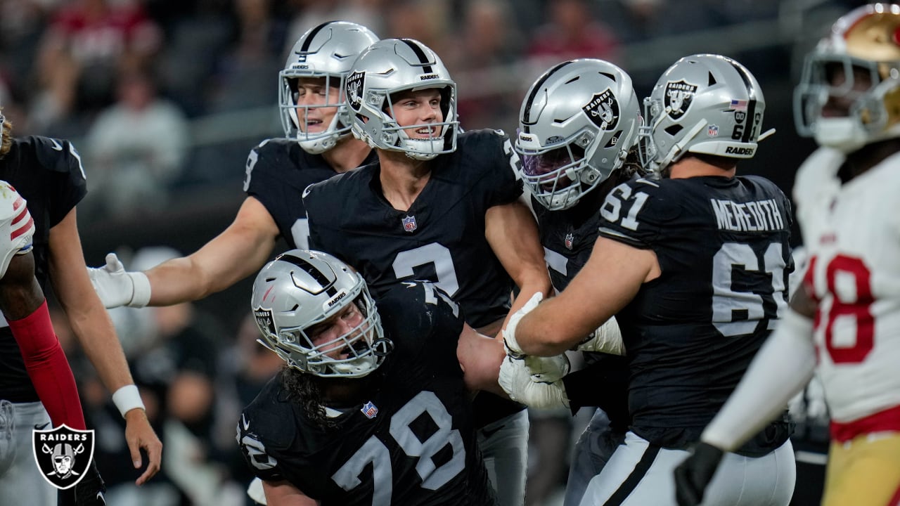 Gameday Photos: Preseason Week 3 vs. 49ers