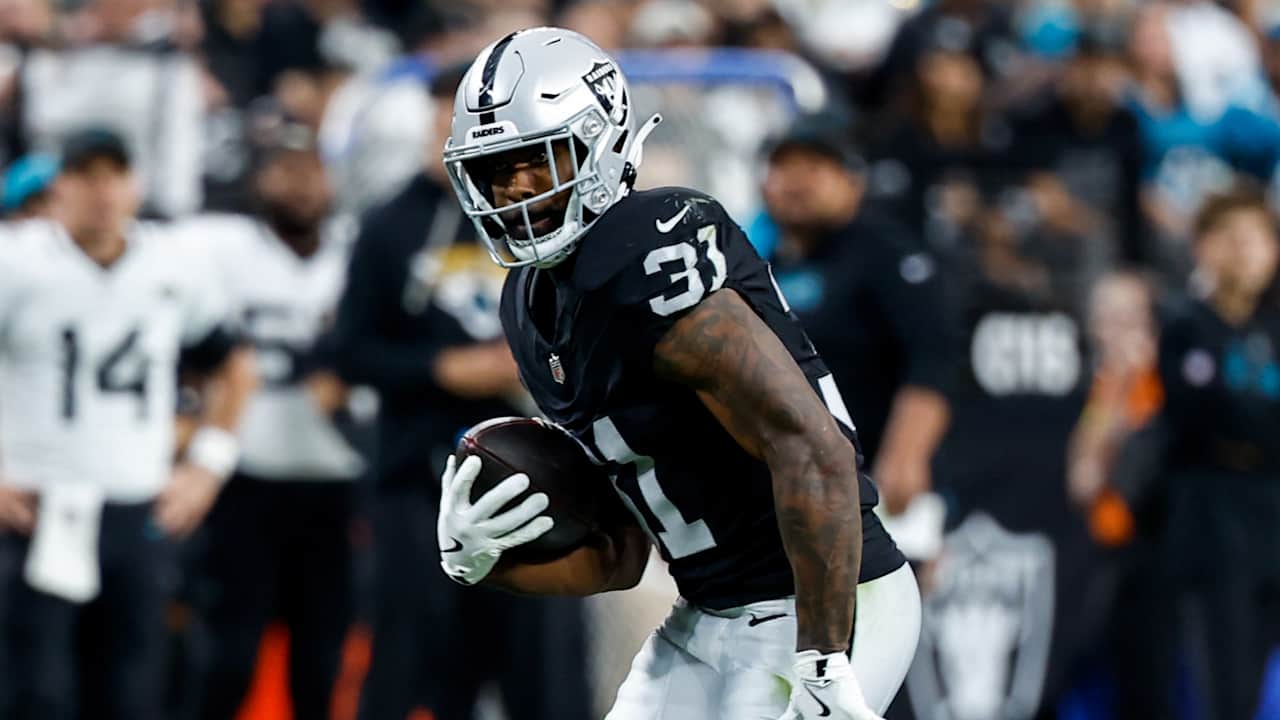 Raiders 2025 Week 9 Highlights vs. Jacksonville Jaguars | Raheem Mostert's 54-yard kickoff return