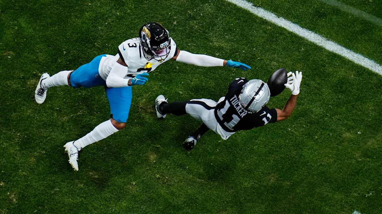 Raiders 2024 Week 16 Highlights vs. Jacksonville Jaguars | Tre Tucker's 29-yard catch
