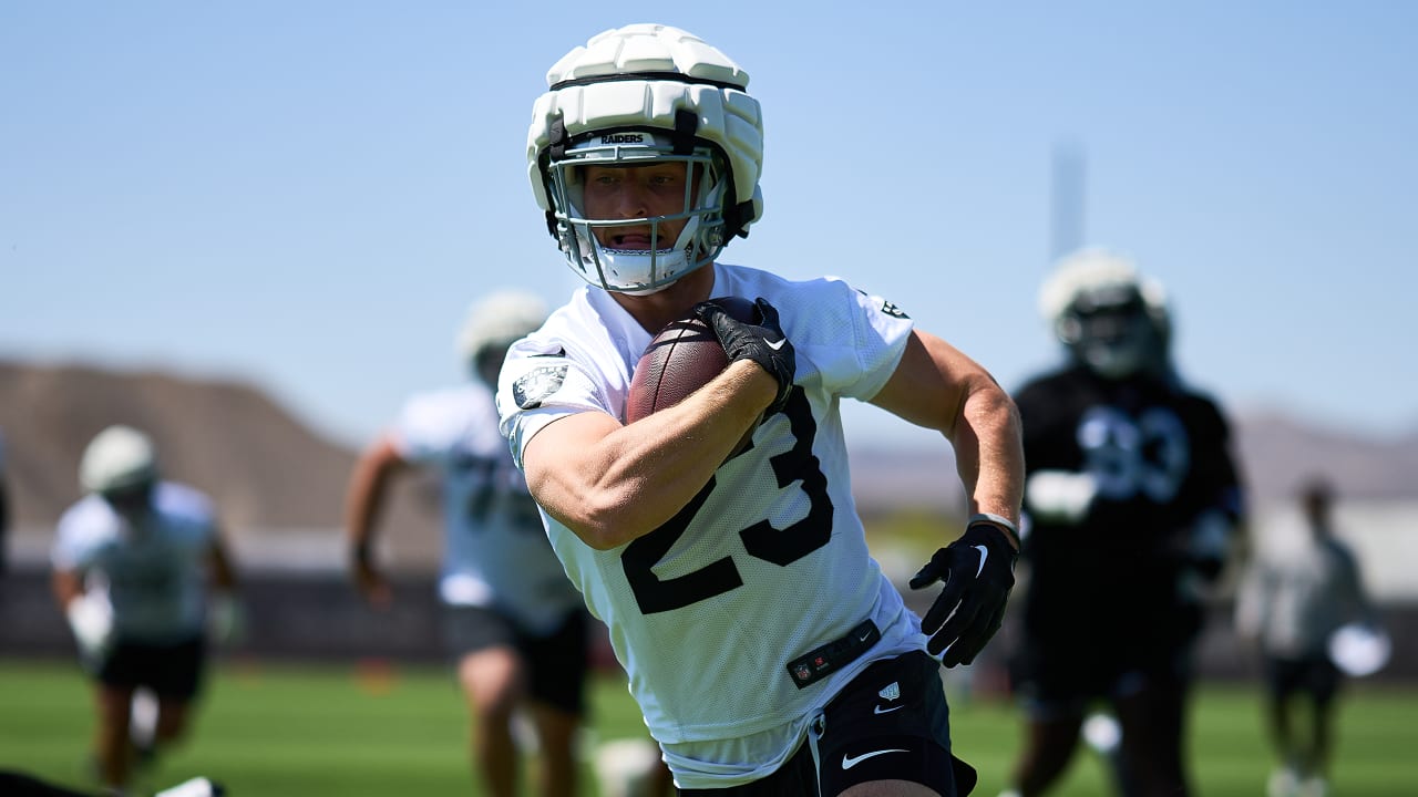 Raiders rookies impress on Day 2 of minicamp