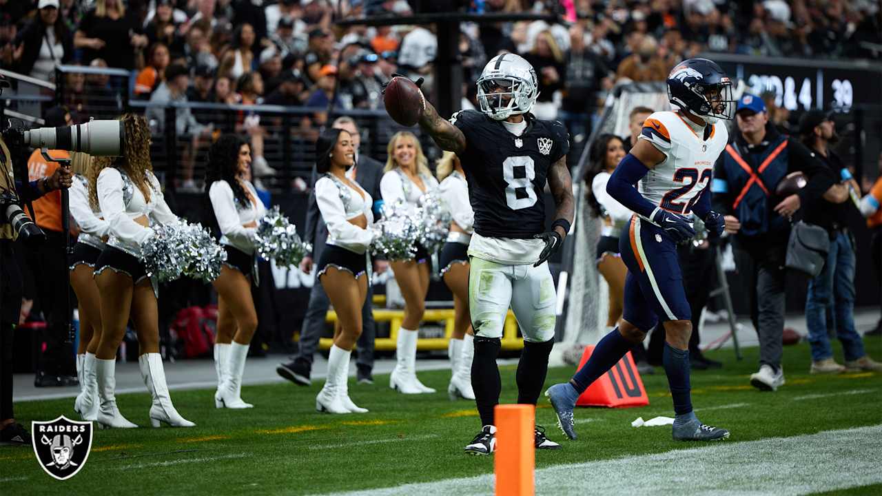 Top Shots: Raiders vs. Broncos | Week 12