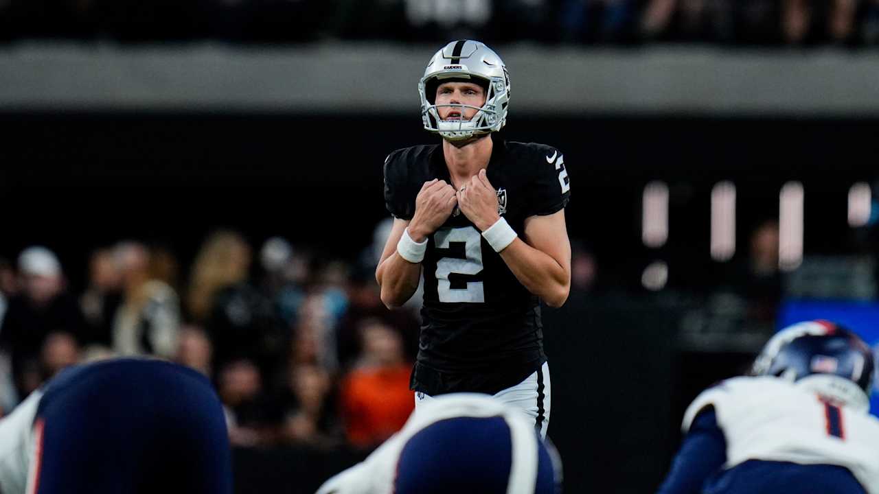 Raiders 2024 Week 12 Highlights vs. Denver Broncos | Daniel Carlson drills 53-yard field goal