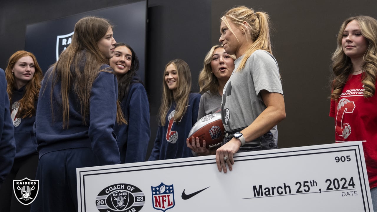 Coronado's Jodi Reich is named Tom Flores Coach of the Year | Community