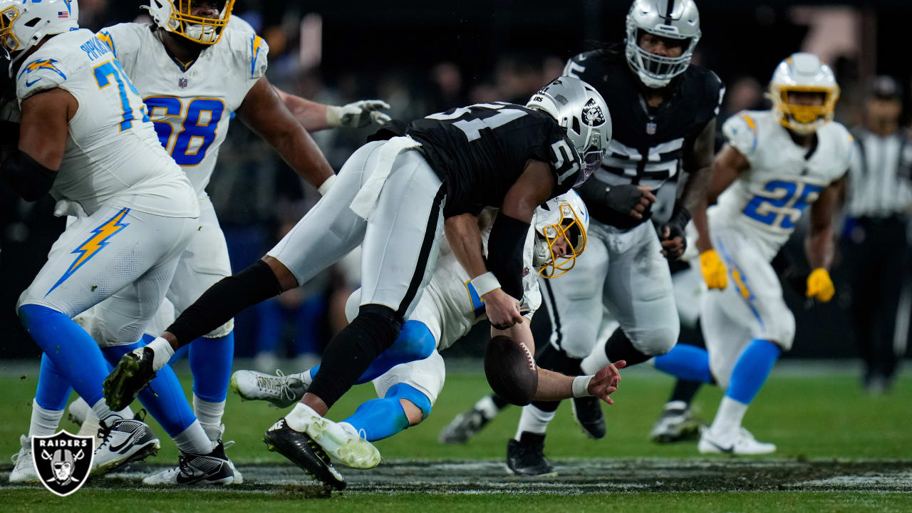 Gameday Photos: Week 15 vs. Chargers