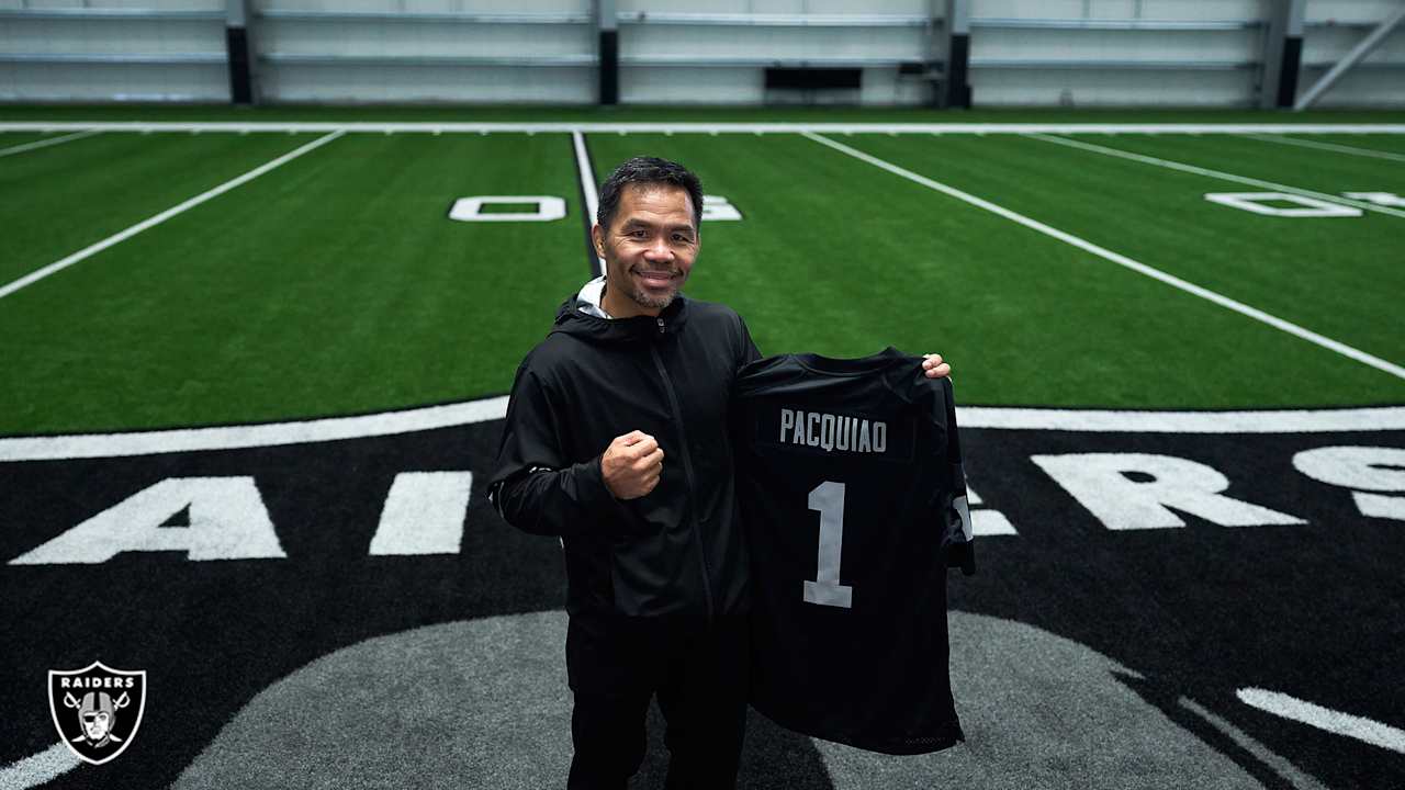 Photos: Manny Pacquiao visits Raiders HQ