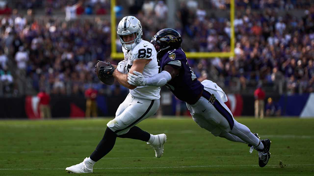 Brock Bowers already making NFL history in hot start