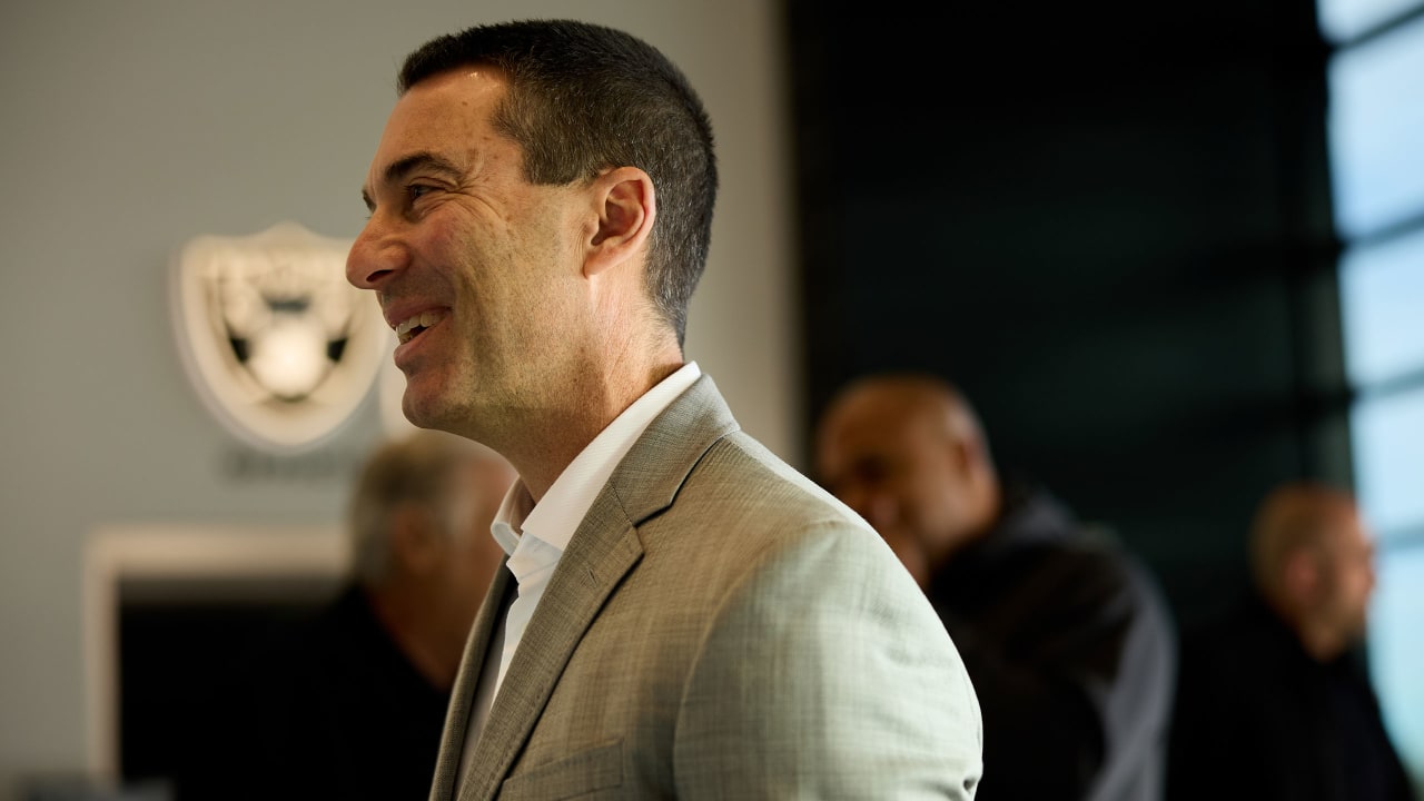 Tom Telesco arrives at Raiders HQ | Raiders