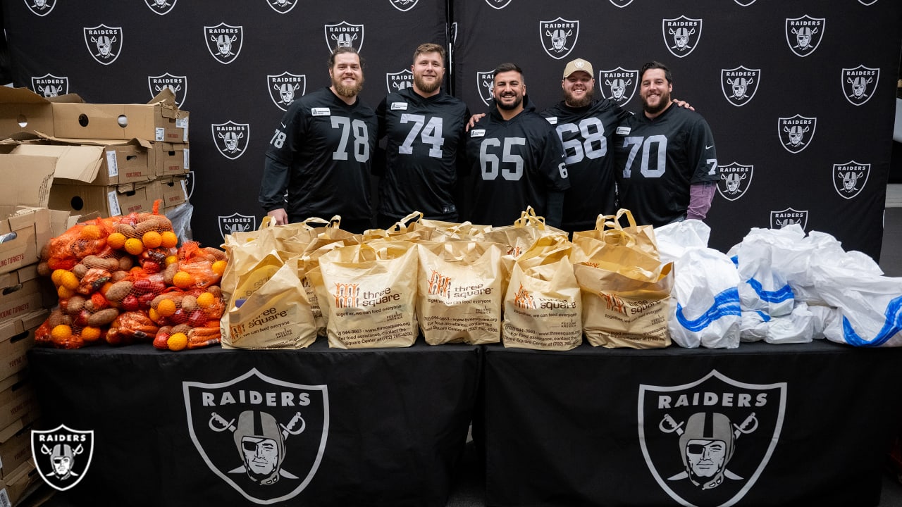 Photos: Turkey Time with the Raiders at HQ