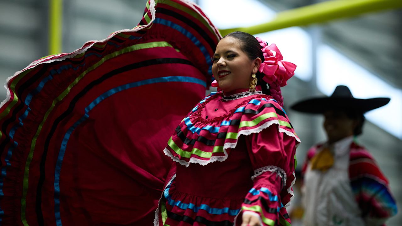 Raiders host FAMILIA Fest to honor Hispanic Heritage | Community