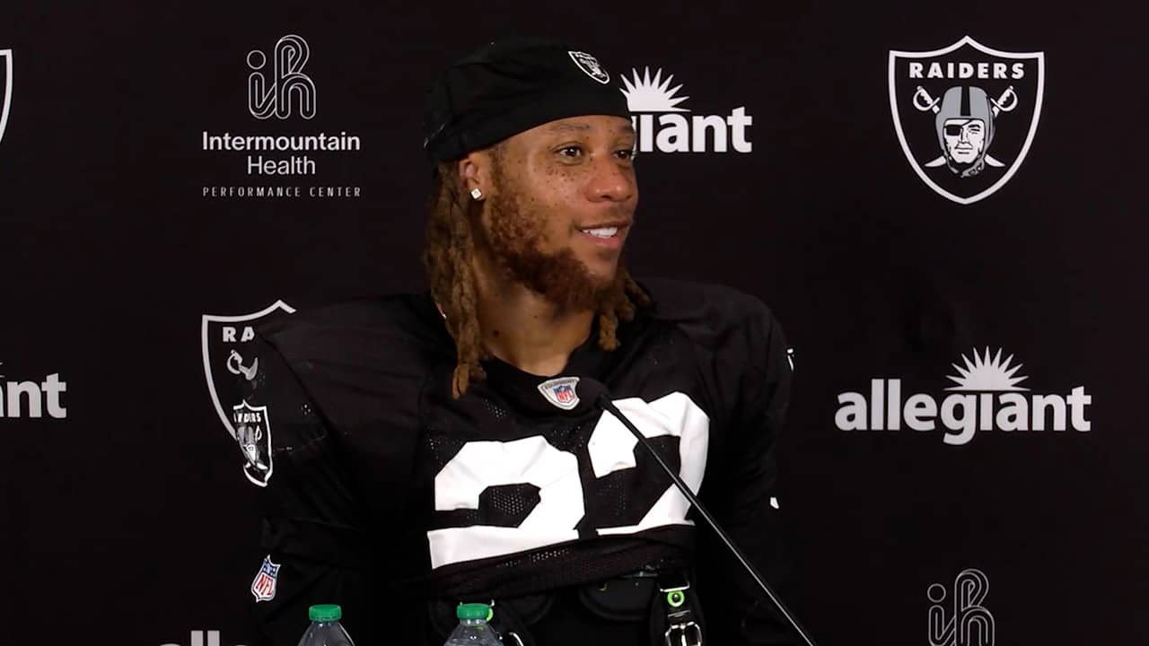 Eric Stokes on Darien Porter, being a Raider and more | 2025 Training ...