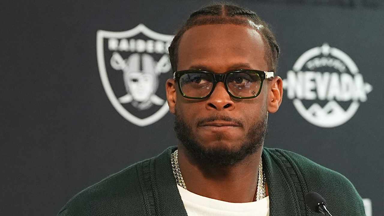 Geno Smith talks to the media | 2025 NFL Week 10 vs. Broncos | Press ...