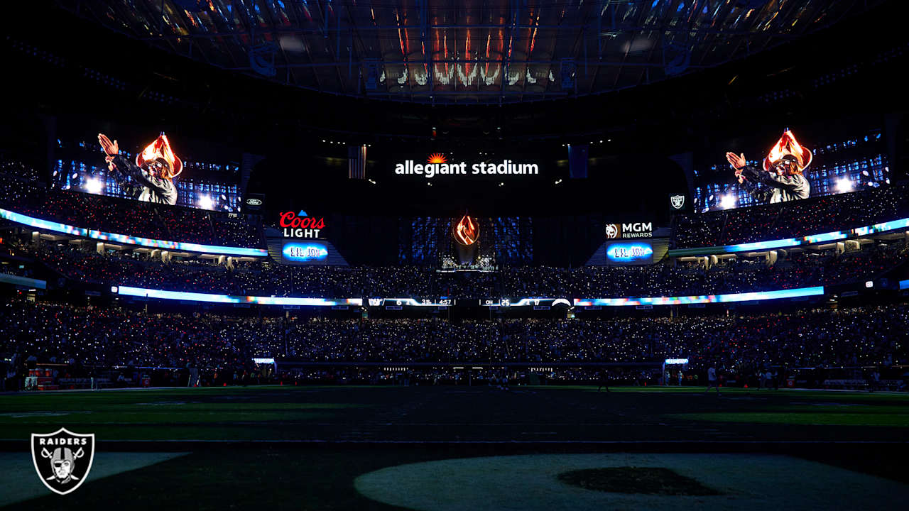 Sights of the Game: Week 2 Gameday Entertainment vs. Chargers