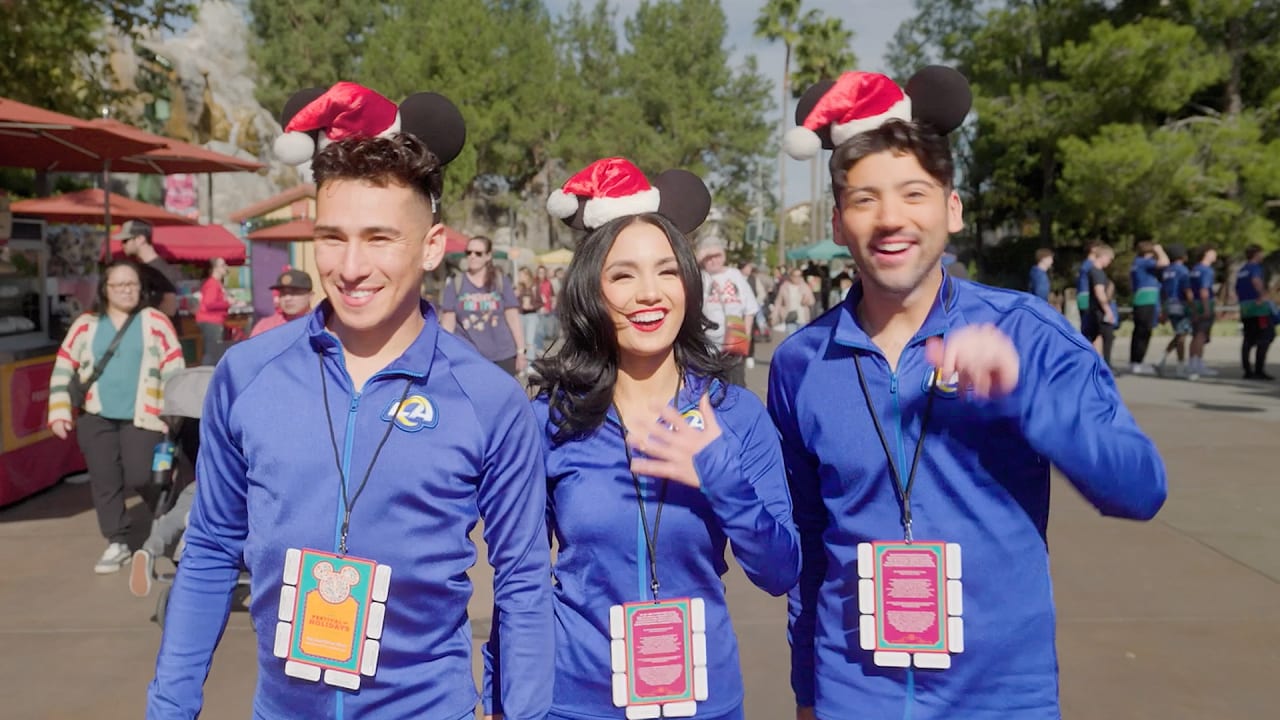 Vamos Rams | Los Rams celebran una fiesta navideña con Disney | Rams ...