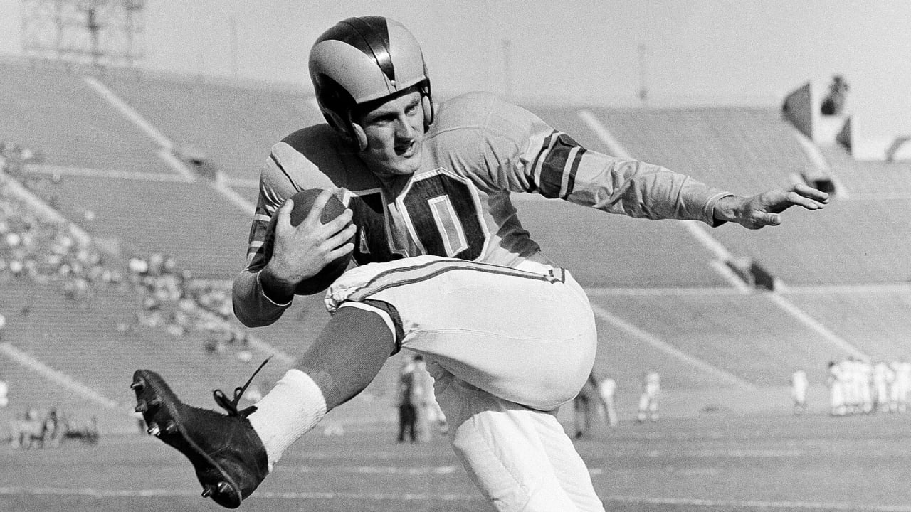 Countdown to Kickoff | Rams Legend #40 wide receiver Elroy Hirsch