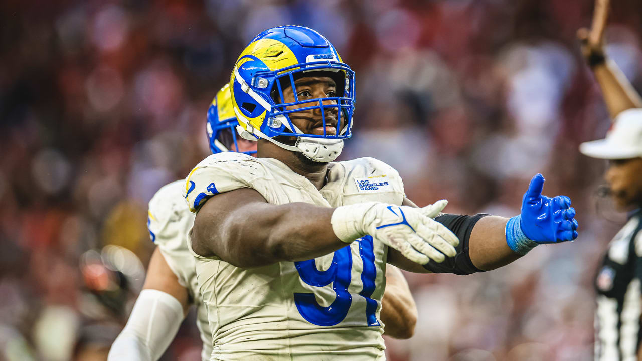 Los Angeles Rams rookie nose tackle Kobie Turner tracks down ...
