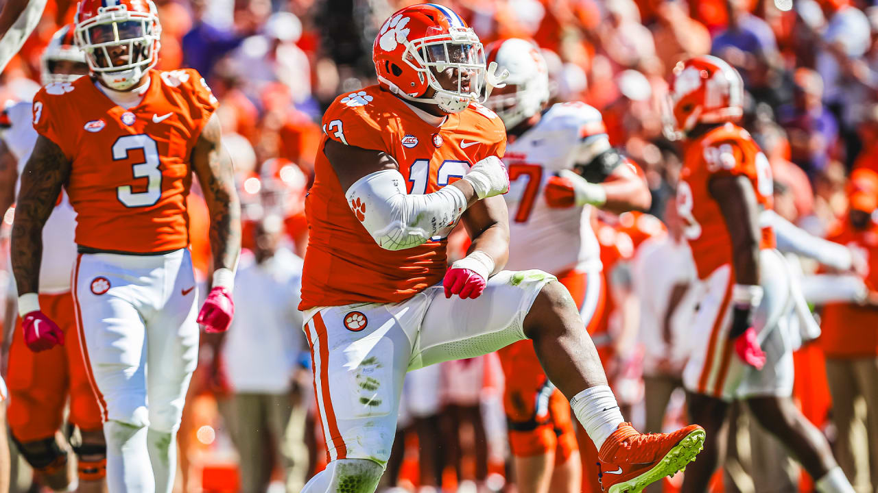 DL Tyler Davis' most dominant moments from Clemson