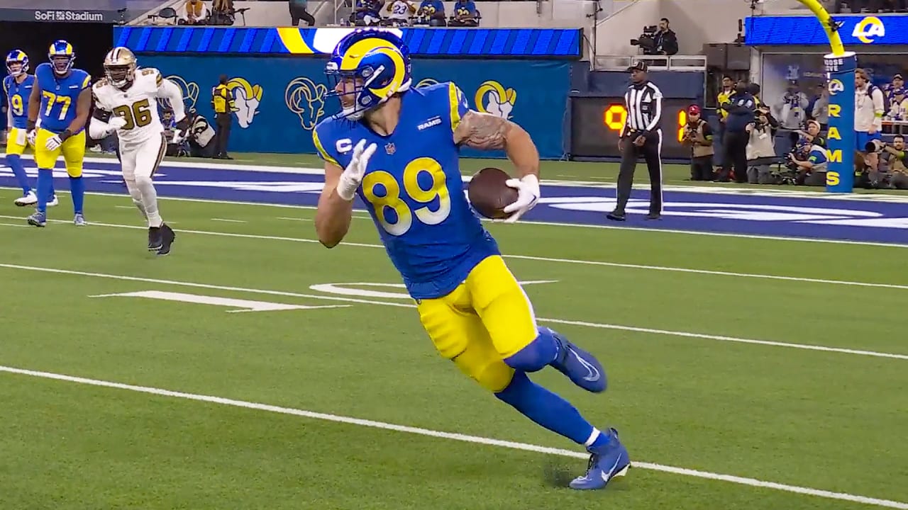 Tyler Higbee lowers his shoulder for a few extra yards on his 22-yard ...
