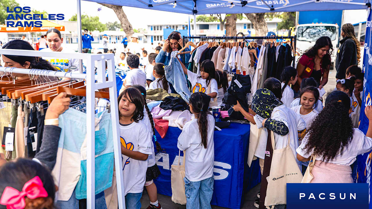 COMMUNITY PHOTOS: Rams & Pacsun host pop up clothing shop & Play 60 ...