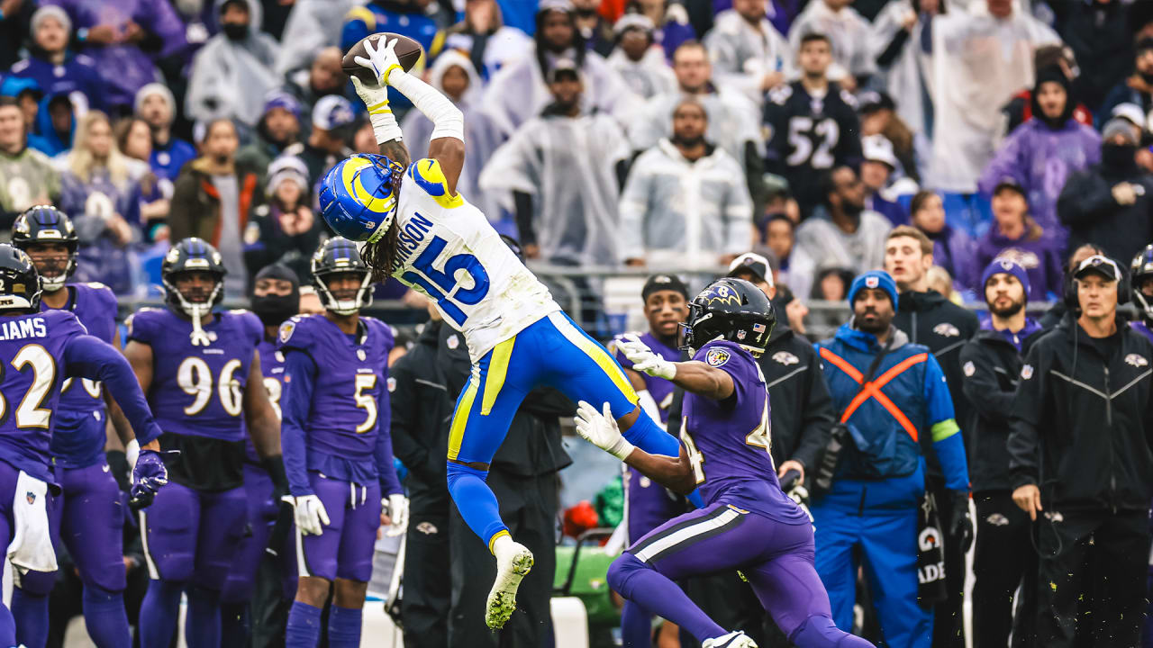 Los Angeles Rams wide receiver Demarcus Robinson makes a dazzling ...