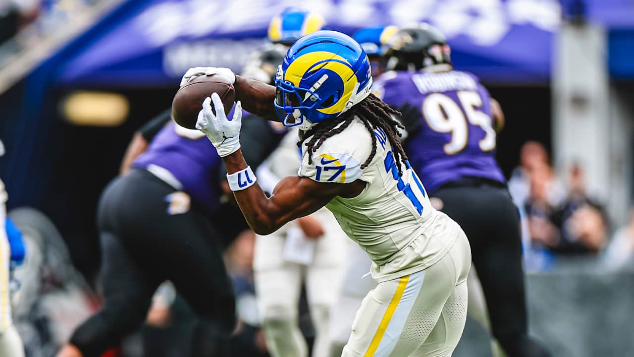 Davante Adams 21-yard catch | Los Angeles Rams Highlights - Week 6 vs ...