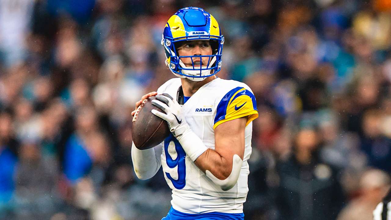 Quarterback Matthew Stafford's top plays from first half of Rams' 2025 ...