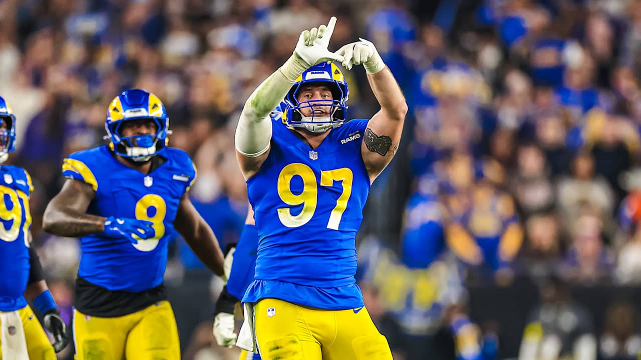 Michael Hoecht Braden Fiske Sack | Los Angeles Rams Highlights | Wild ...