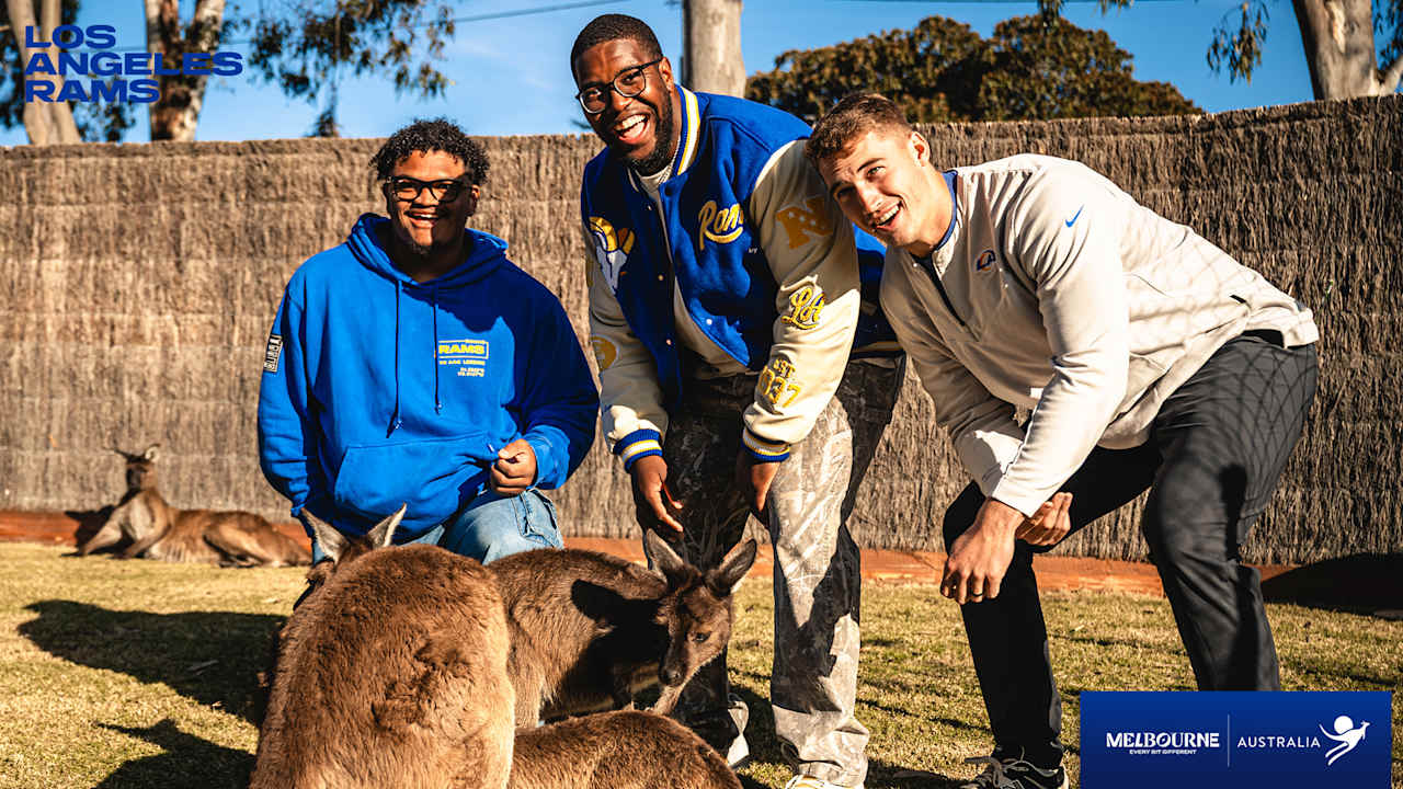 INTERNATIONAL PHOTOS: Steve Avila, Kobie Turner & Davis Allen meet kangaroos, tour museums ...