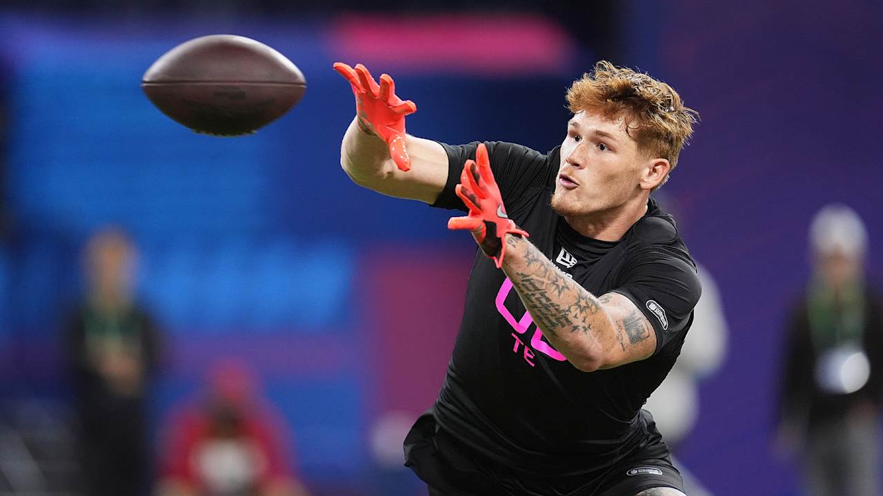 Los Angeles Rams newest tight end Terrance Ferguson's workout at the ...