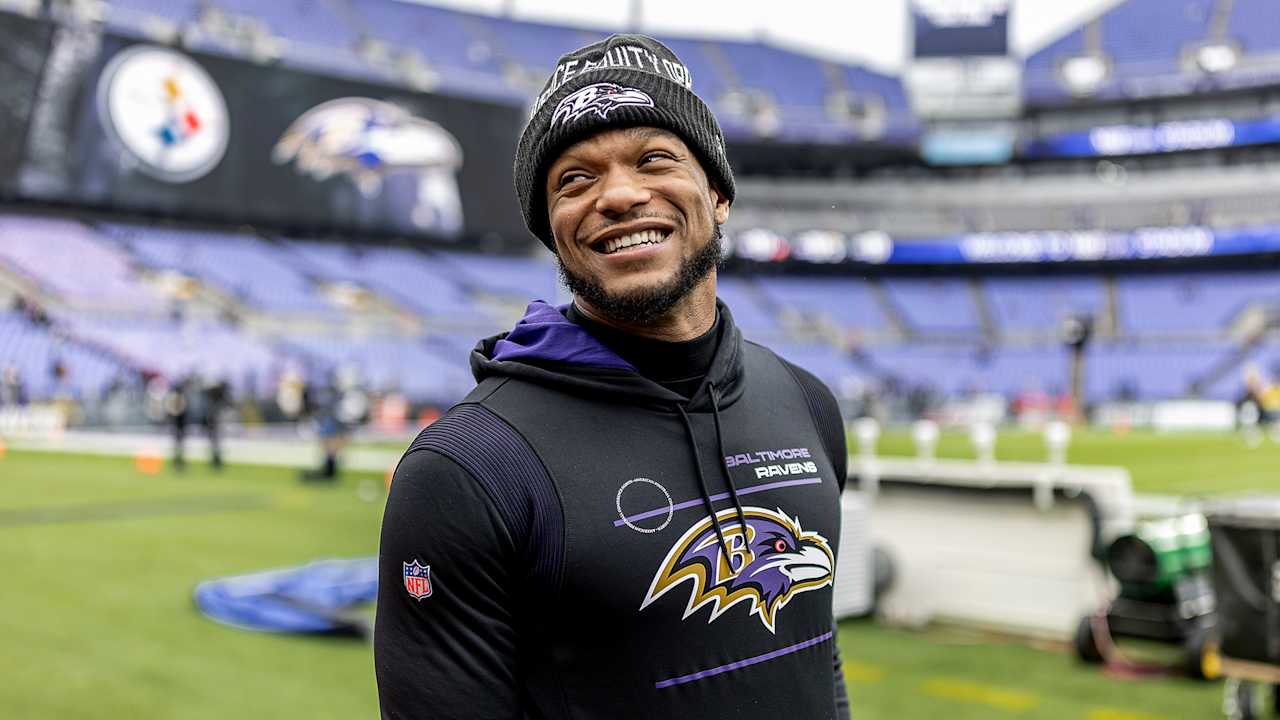 Ravens Legends Get a Crash Course in Scouting From Personnel Department
