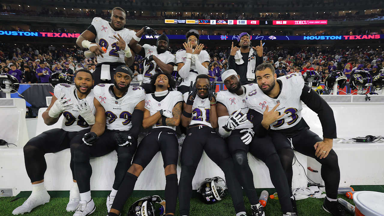 Postgame Gallery: Ravens at Texans, Week 17