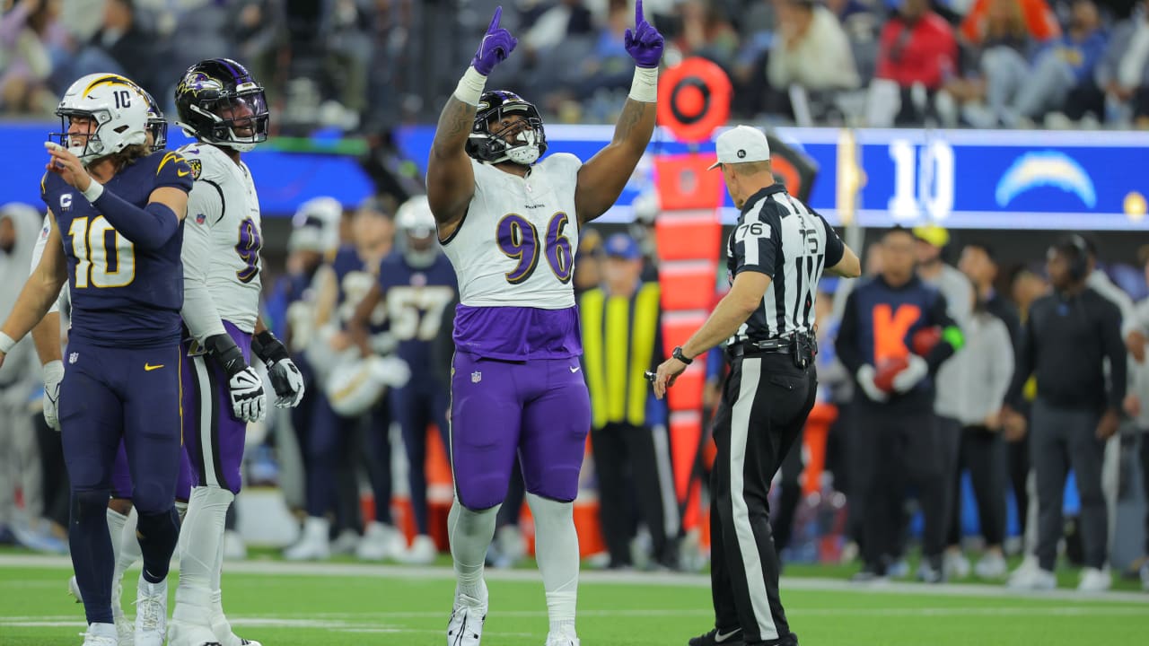 Broderick Washington Engulfs Justin Herbert for Sack | Ravens-Chargers ...