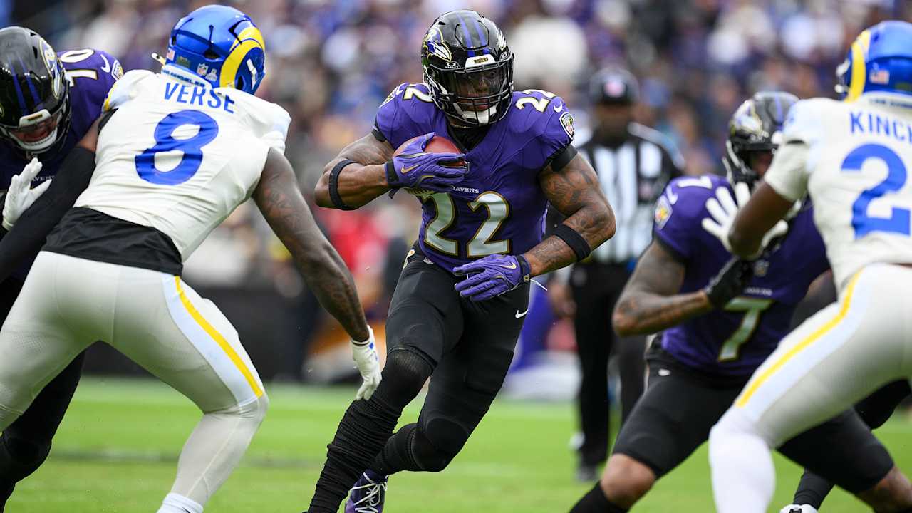 Derrick Henry's Top Plays From 122-Yard Game vs. Rams | Game Highlight