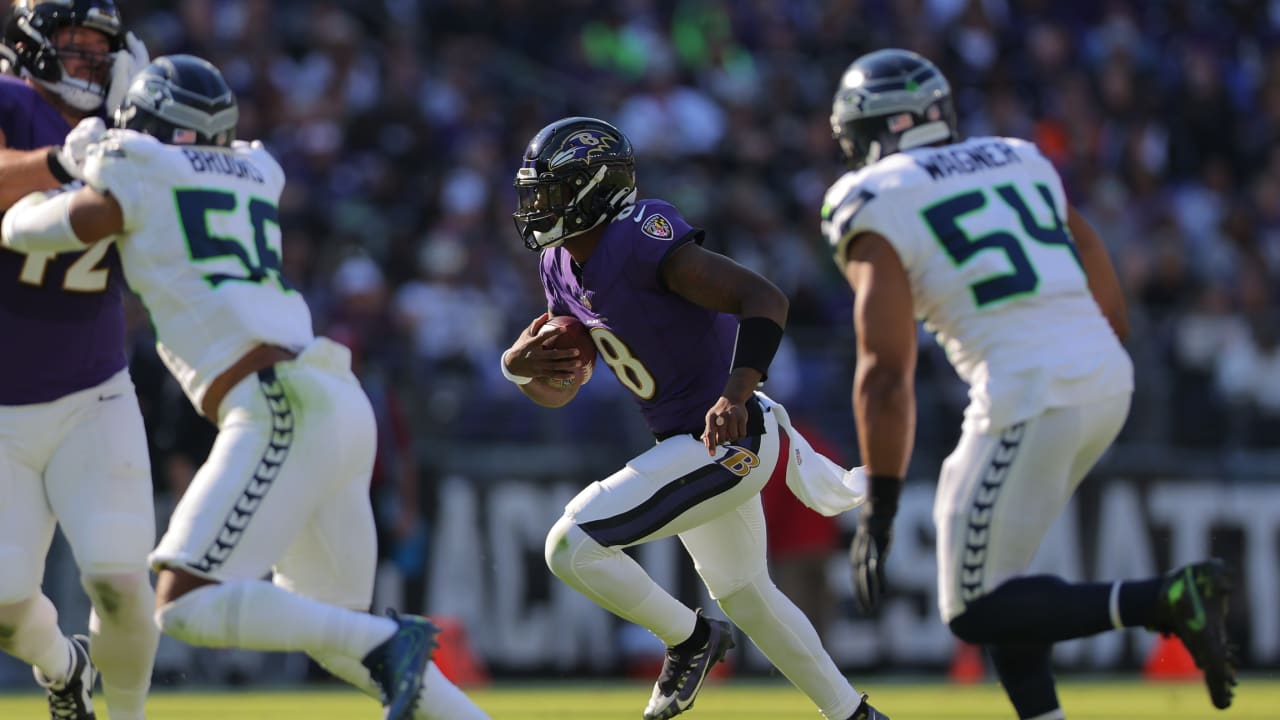 Game Action Gallery: Ravens vs. Seahawks, Week 9
