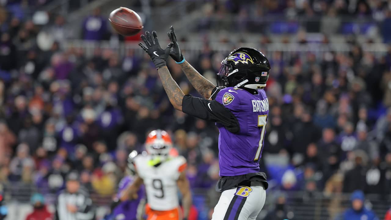Lamar Jackson Hits Rashod Bateman With Second Touchdown Pass ...