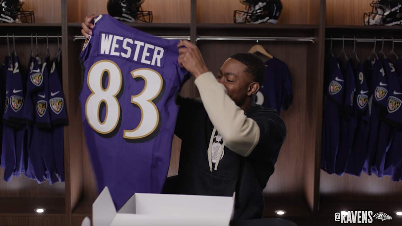 Ravens Rookies Get Emotional Revealing Jerseys With Family