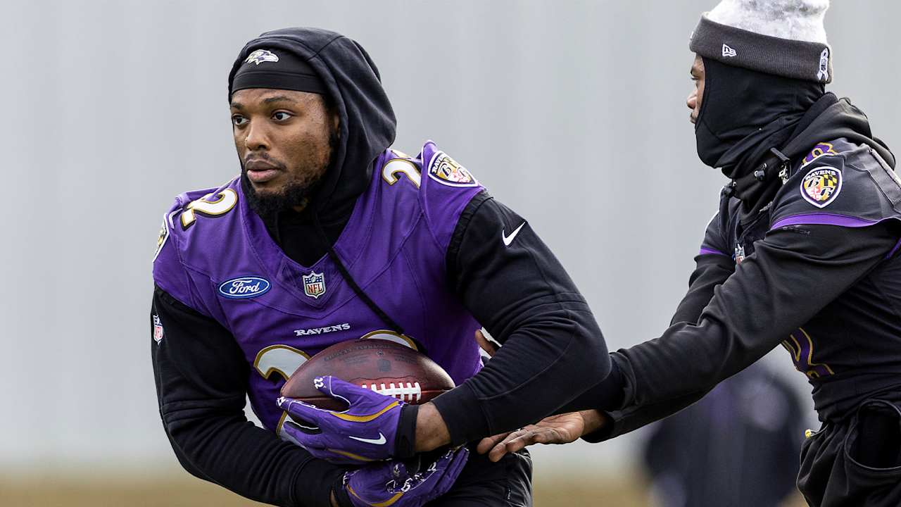 Photos: Ravens Prepare for Battle With Eagles