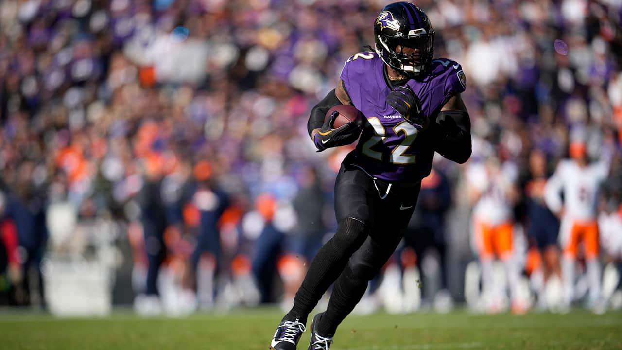Game Action Gallery: Ravens vs. Broncos, Week 9
