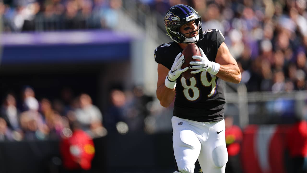 Mark Andrews Hauls In 24-Yard Catch | Game Highlight