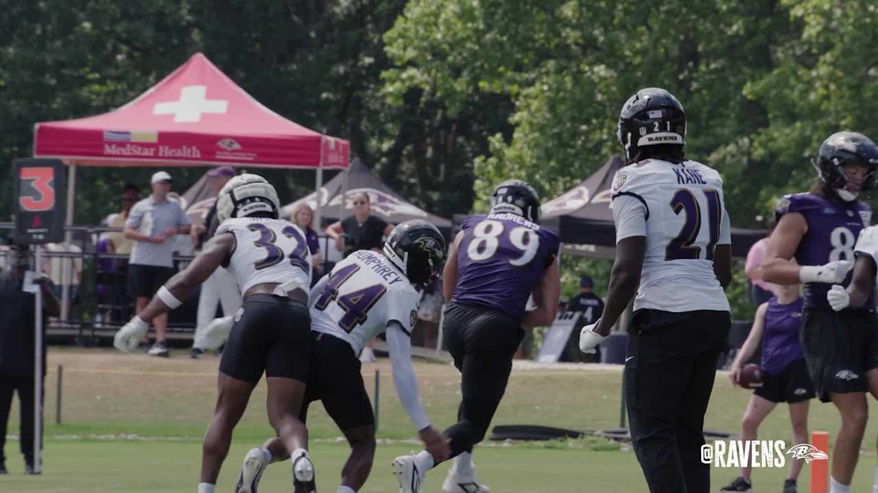 Cooper Rush Delivers Off-Platform Throw to Scotty Washington Down ...