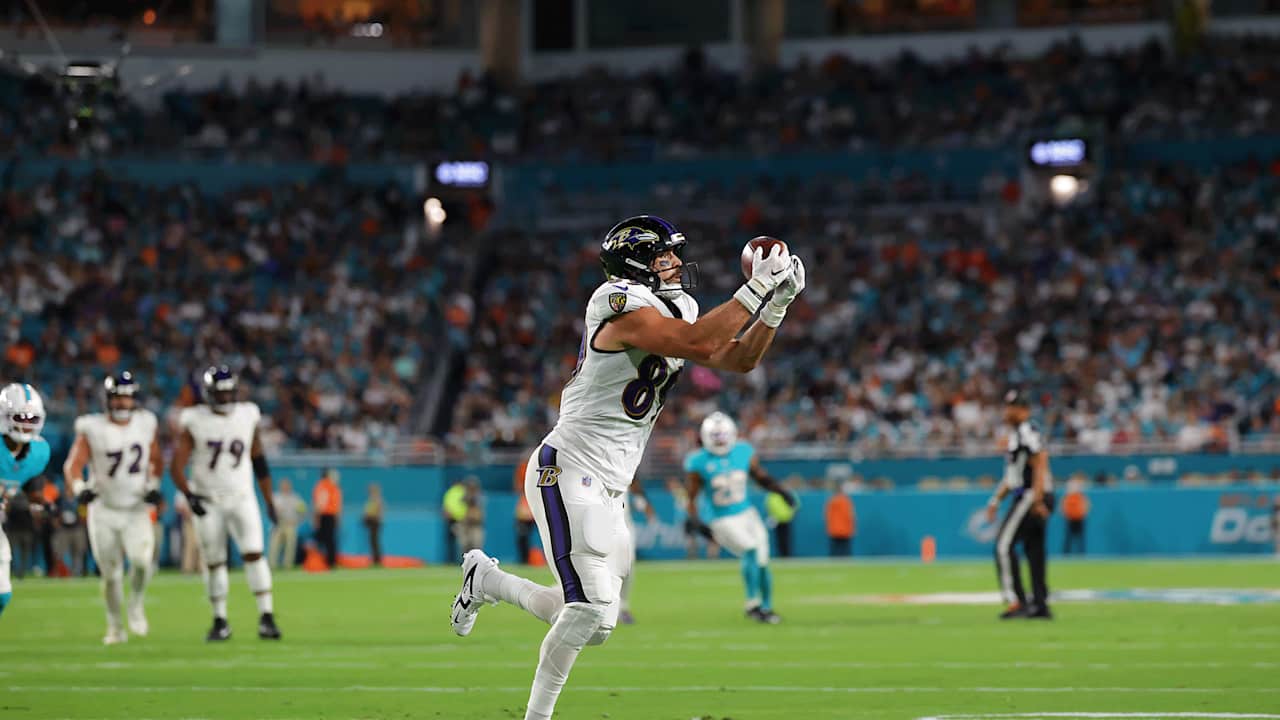 Mark Andrews Hauls in Second Touchdown vs. Dolphins | Game Highlight