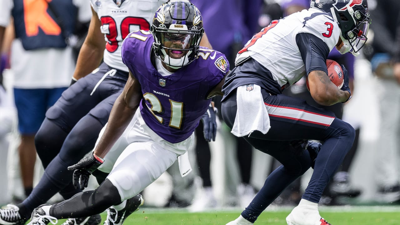 How Brandon Stephens Went From a Running Back to a Top-Notch Starting ...