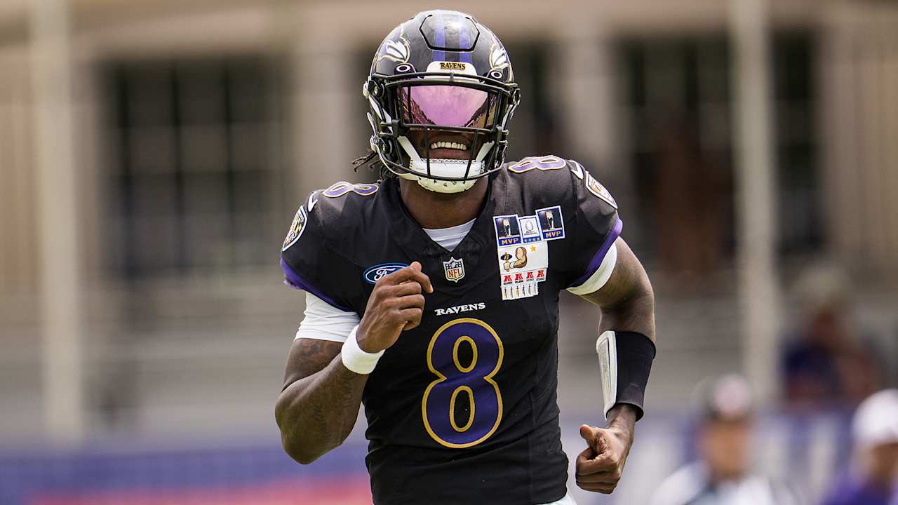 Lamar Jackson Returns to Ravens Practice