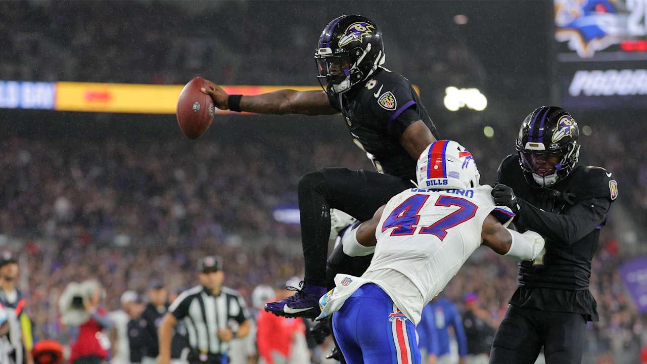 Lamar Jackson Leaps Into End Zone for 9-Yard Touchdown | Ravens-Bills ...