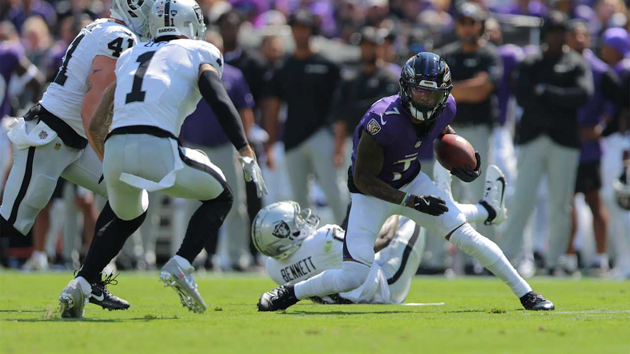 Game Action Gallery: Ravens vs. Raiders, Week 2