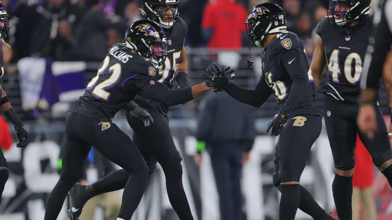 Marcus Williams Diving Pass Breakup on Third Down | Ravens-Bengals ...