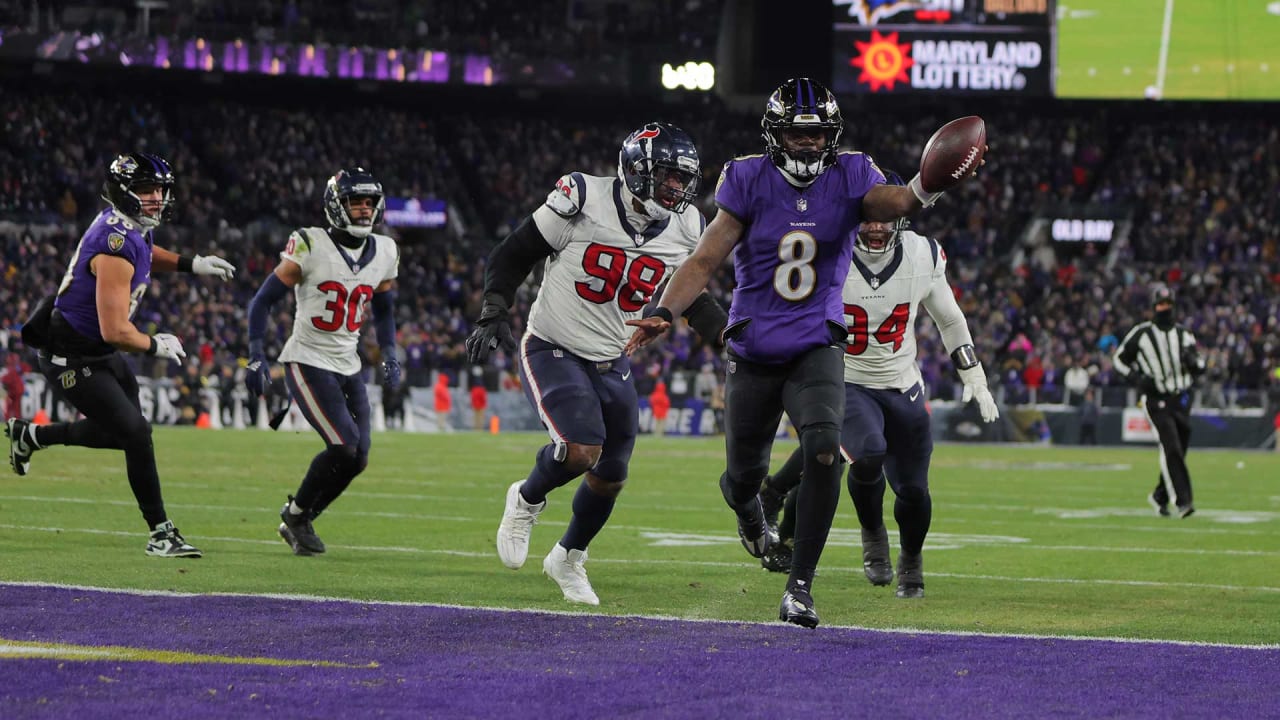 Lamar Jackson Runs in Second Touchdown | Ravens-Texans Playoffs Highlights