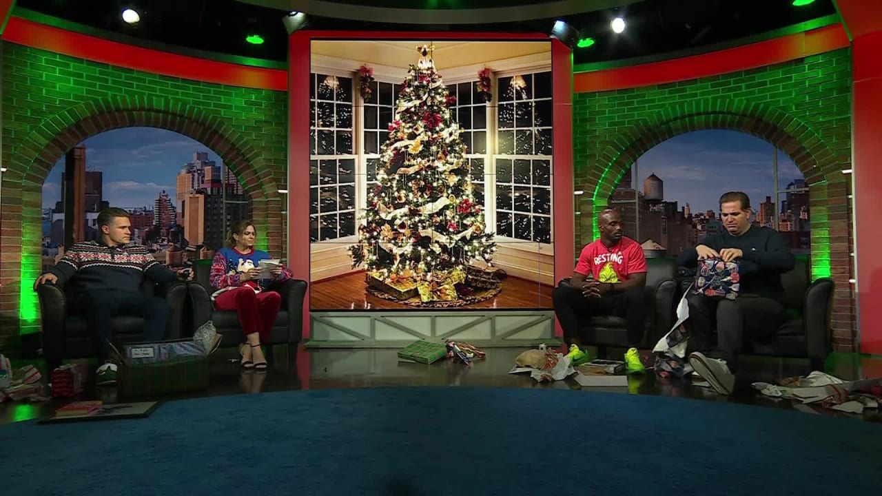 'GMFB' Receives Holiday Gift from Ravens | Good Morning Football