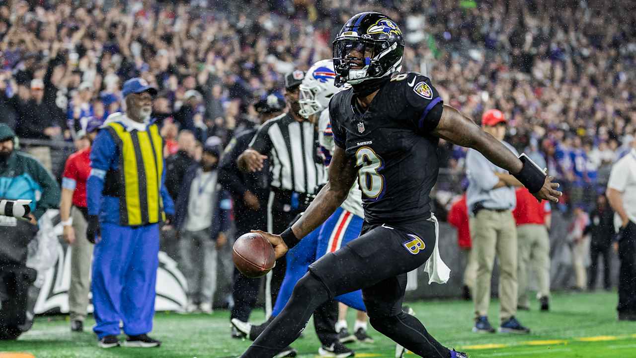 Top Shots: Ravens Rout Bills in Darkness Game